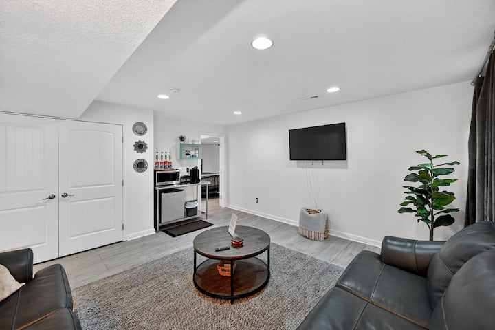 Modern Apartment  W/ Ac Near Parks Dining & Dia - Barr Lake State Park, Brighton