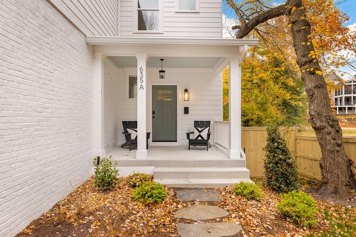 The Upland | New 2025 | 3br/3.5ba | Walk To Metro - Alexandria, VA