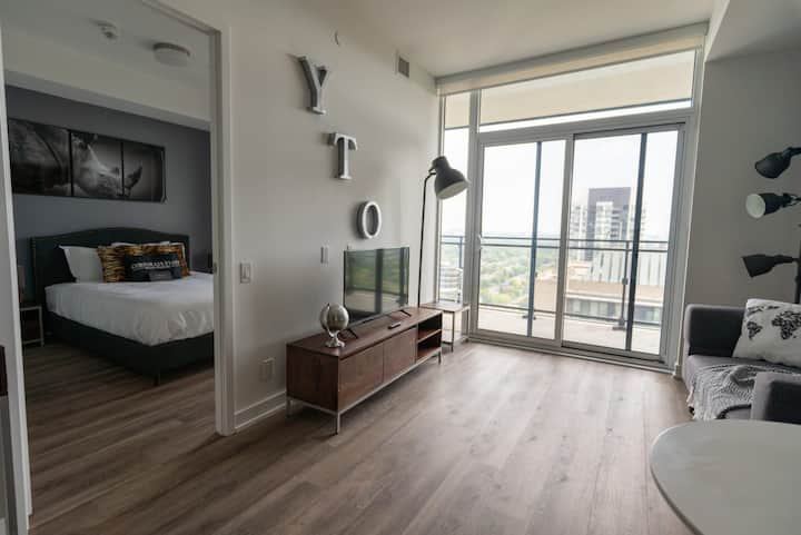 Fully Furnished One-bedroom Apartment In Toronto - Toronto, ON