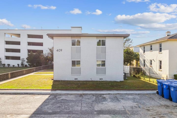 Oceanview Azul | 2br • Bright Top-floor Condo - Estados Unidos