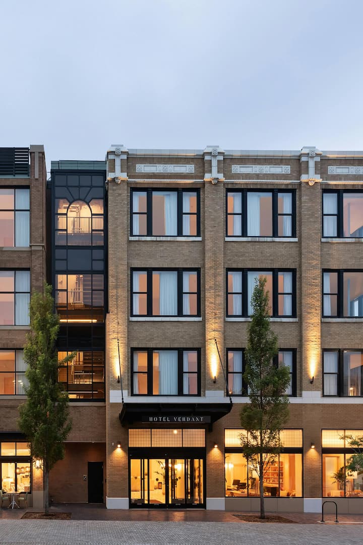 Nature-infused Guest Rooms & Art-filled Lobby - Racine, WI