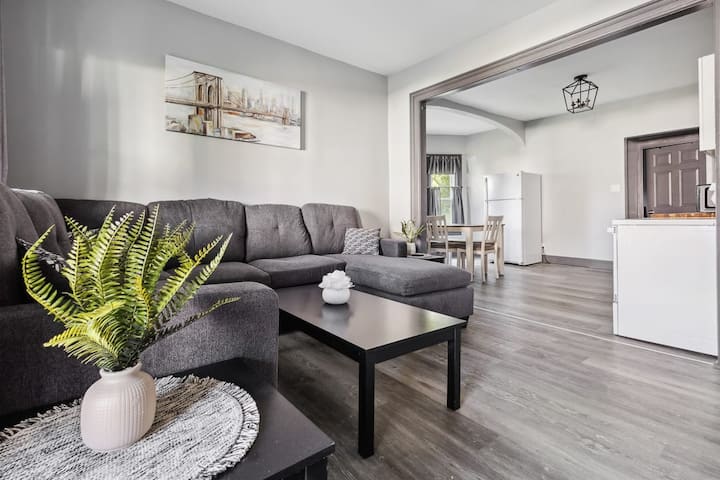 Quiet 3br Vacation Spot-minutes To Niagara Falls U - Niagara Falls, NY