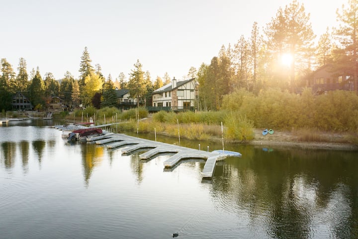 Lakeview Getaway | Modern, Game Room, Spa, Sauna! - Big Bear, CA