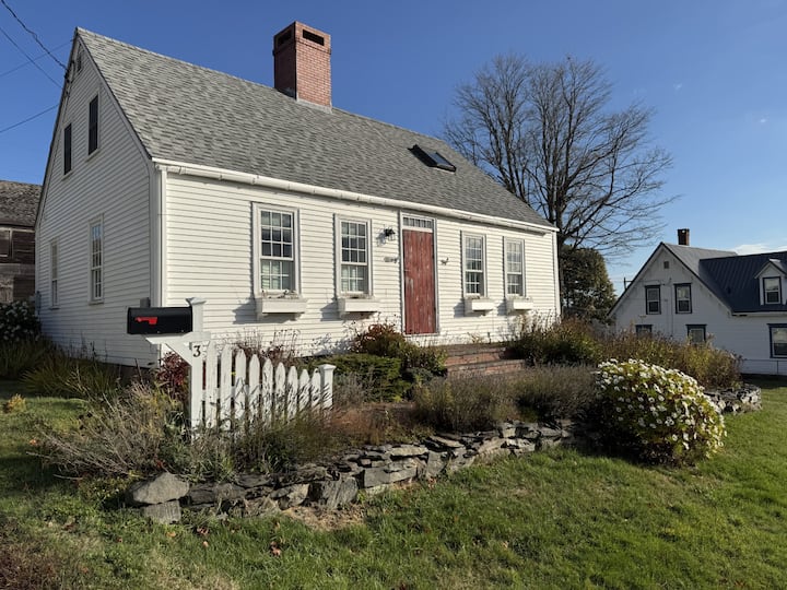 Castaway Cottage - Eastport, ME