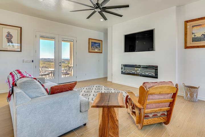 Peaceful Mtn Views! Pet-friendly Patagonia Getaway - Patagonia, AZ