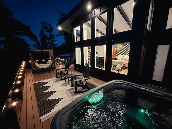 Romantic Pet-friendly Rrg Cabin W/ Hot Tub Sunsets - Kentucky