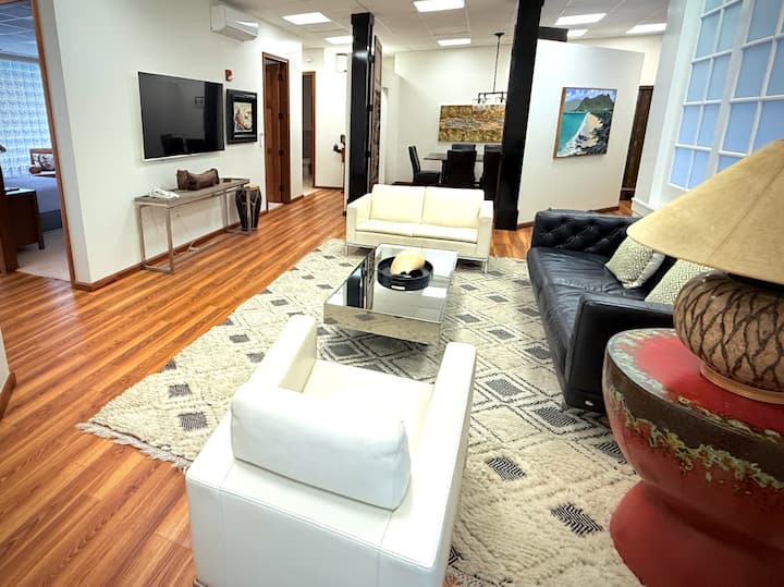 Upscale 3br Luana Waikiki Suite • Sleeps 6 - Honolulu, HI