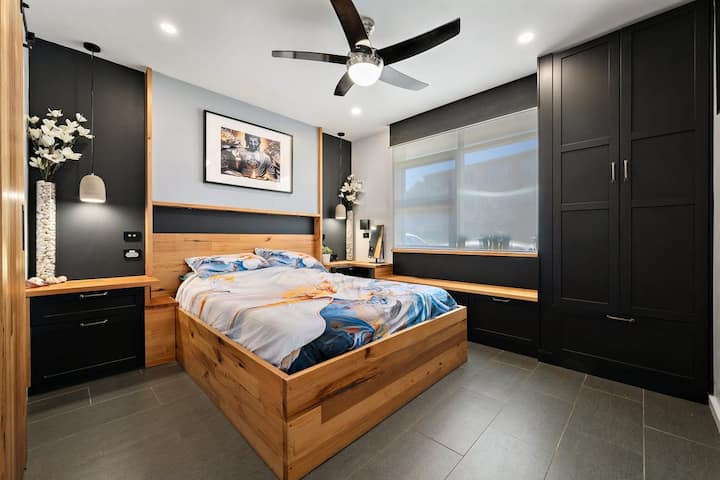 Sands And Timber - Glenelg