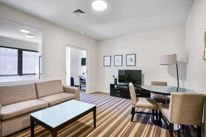 Central City Suite Steps To Bourke & Swanston - Melbourne