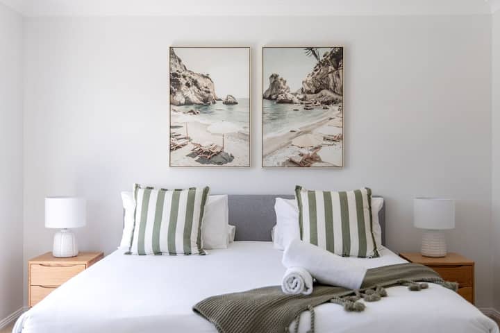 The Beach House On Little Beach - Port Stephens