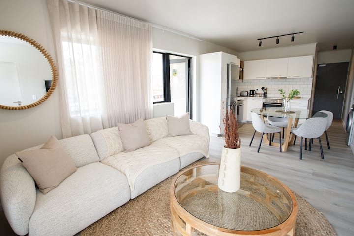 111 Seahorse - 2 Bedroom Premium Unit With Parking - Knysna