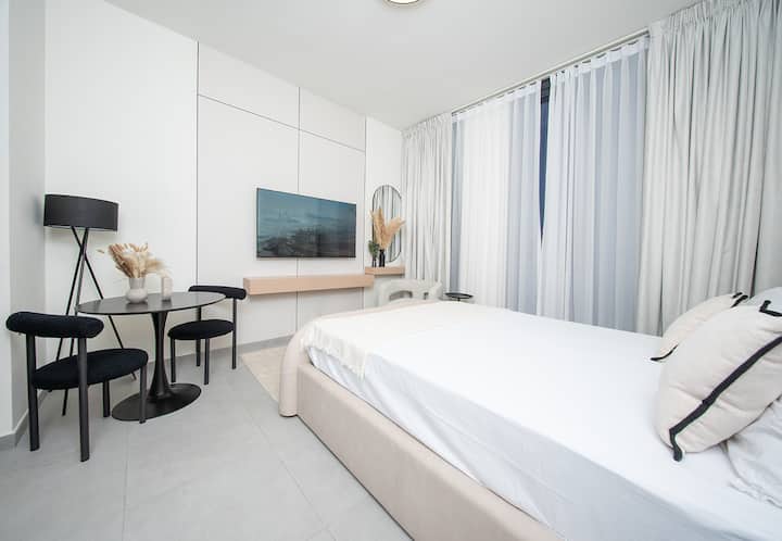 Stunning Studio In Solo 1 By Arada - Sharjah
