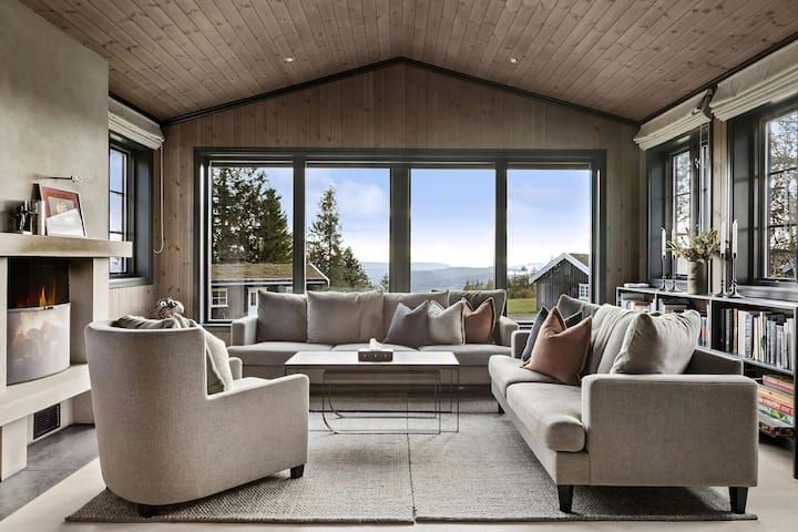 Bo På Norefjell Rett Ved Alpint Og Langrenn - Noruega