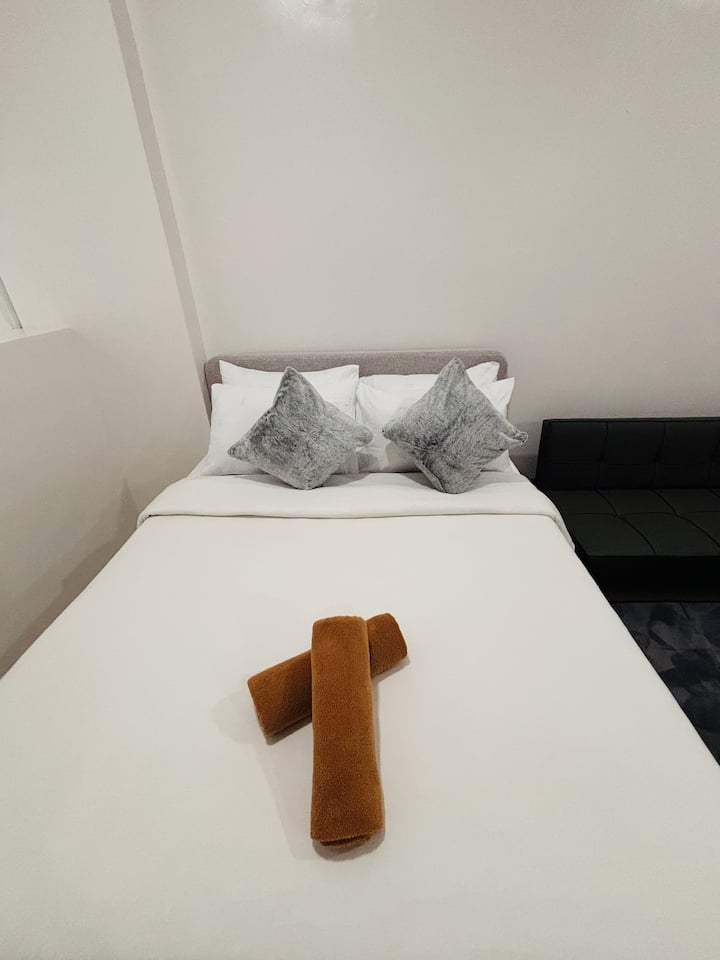 |Comfort-first Studio Living At Wv Towers| - Oton