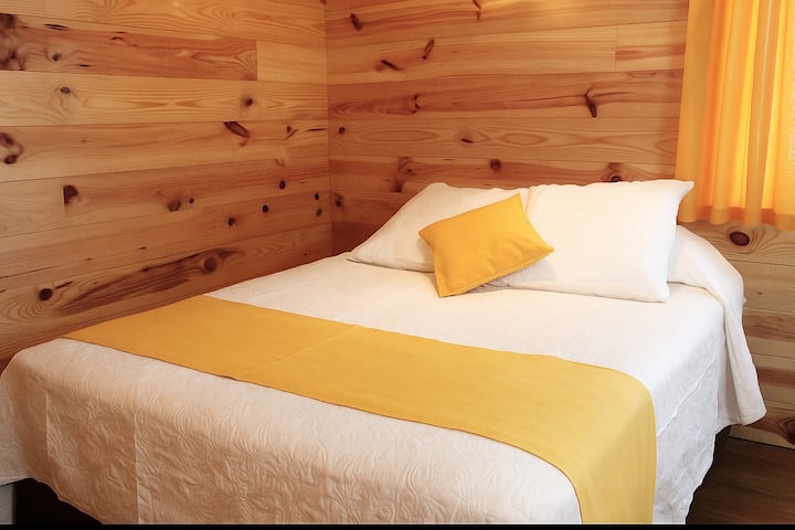 Auberge De L'ile - Chambres Confort Quadruples - Saint-Pierre-et-Miquelon