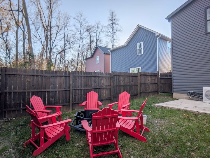 Cozy • King Bed • Firepit • Near Buckeye Lake - Lost lands festival