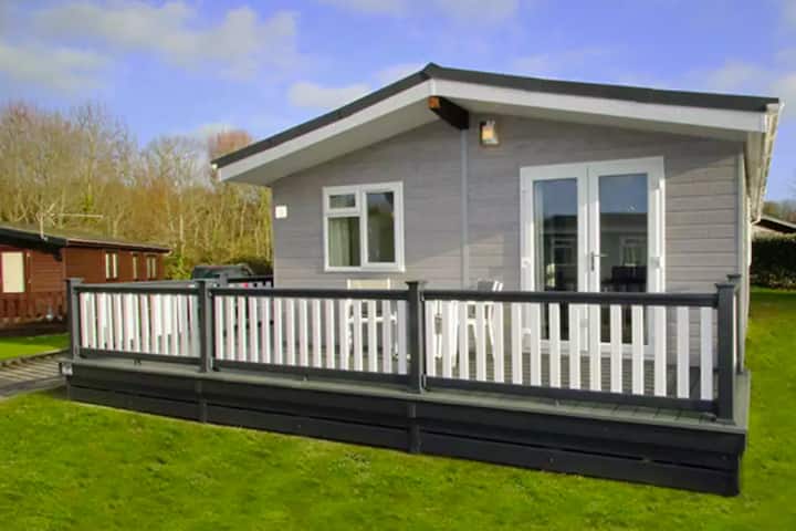 4 Bedroom Select+ Lodge With Park Facilities - Lymington