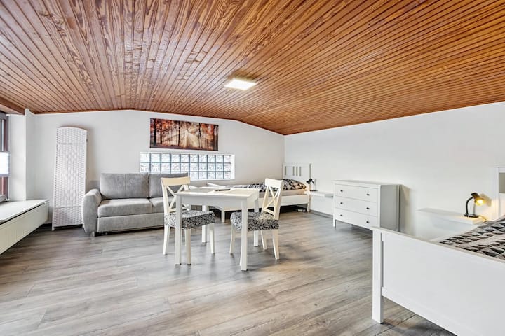 Small Holiday Apartment 3 Monteurs - Heide