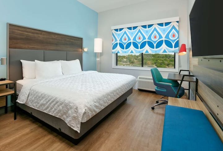 A Quiet Base To Explore San Antonio’s Attraction - San Antonio, TX