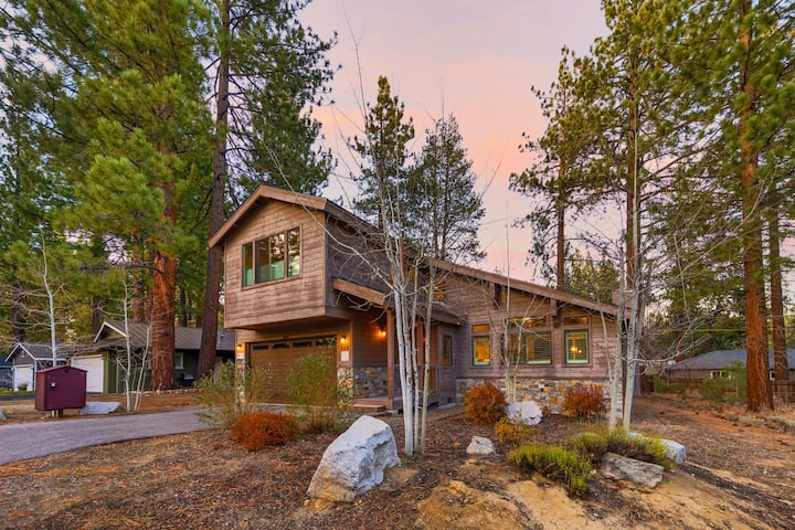 Mountain-modern Family Chalet - South Lake Tahoe, CA