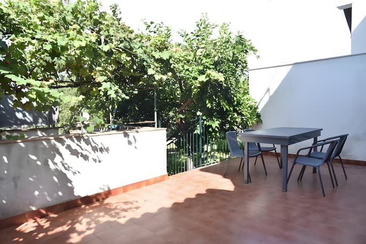 Casa Dell'eucalyptus - Girasole Blu - Milo