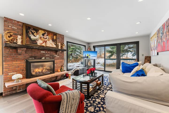 Vail Getaway Steam Shower & Fireplace - Vail, CO