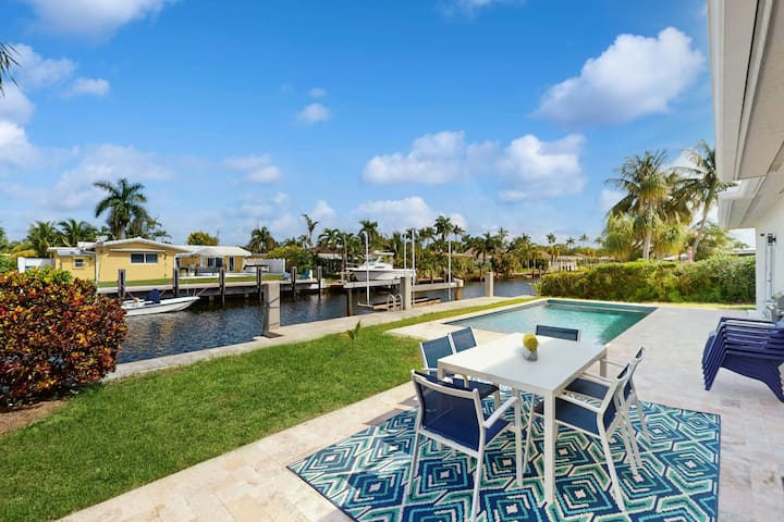 3br Dog Friendly Home With Waterfront Views & Pool - Pompano Beach, FL
