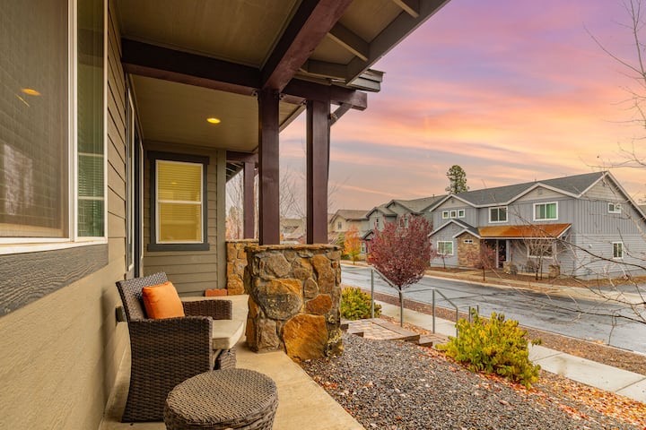 Modern Flagstaff Getaway With Mountain Charm. - Flagstaff, AZ