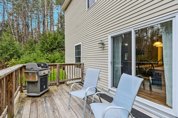 Quechee Forest View Retreat | Hearth & Pines - Quechee, VT