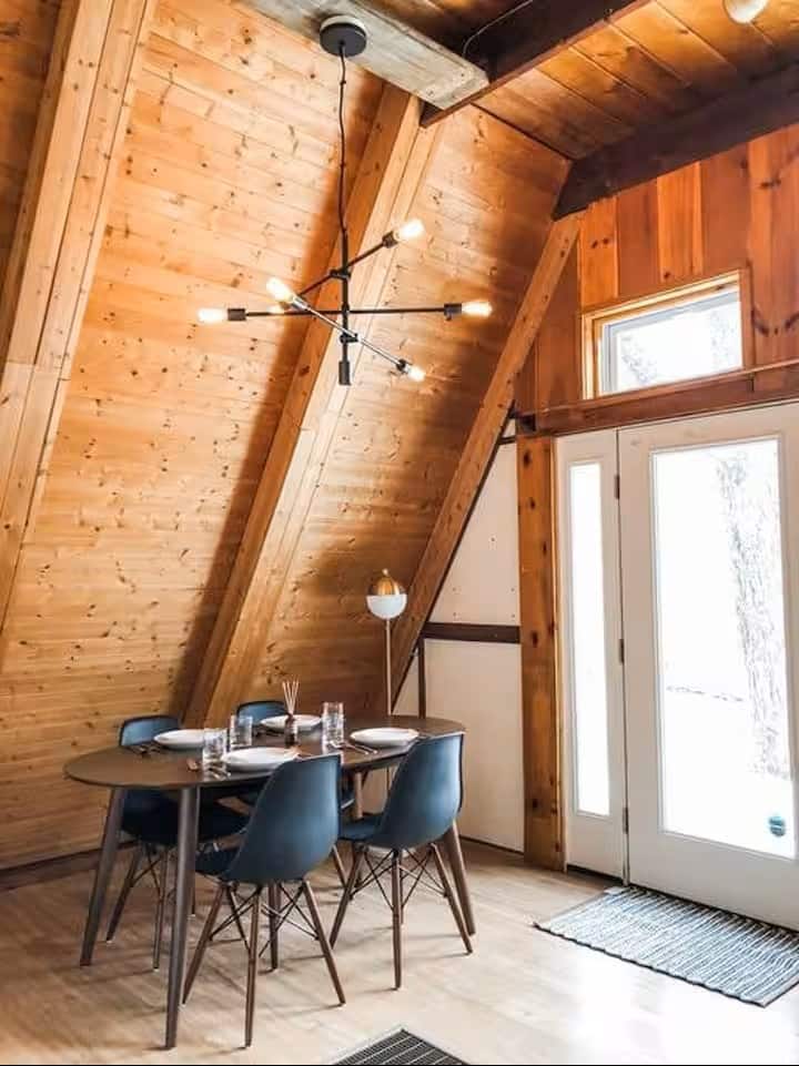 A-frame | Hot Tub|  Dog Friendly | Near Mt. Snow - Vermont