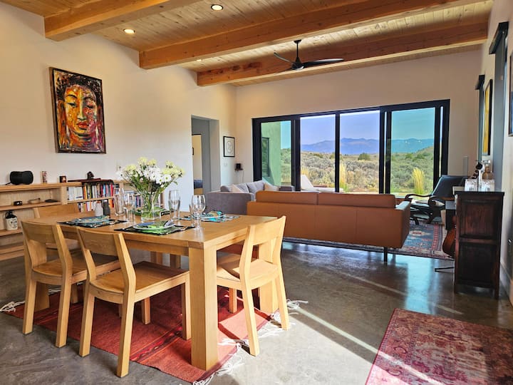 New Listing -Amazing Views, Great Outdoor Space, M - Taos, NM
