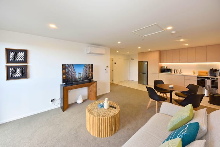 Fresh 1 Bedroom Apartment Close To Te Kaha Stadium - Christchurch