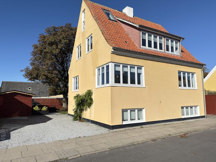 Lovely, Bright Basement Room Of 20 M² 020025 - Skagen