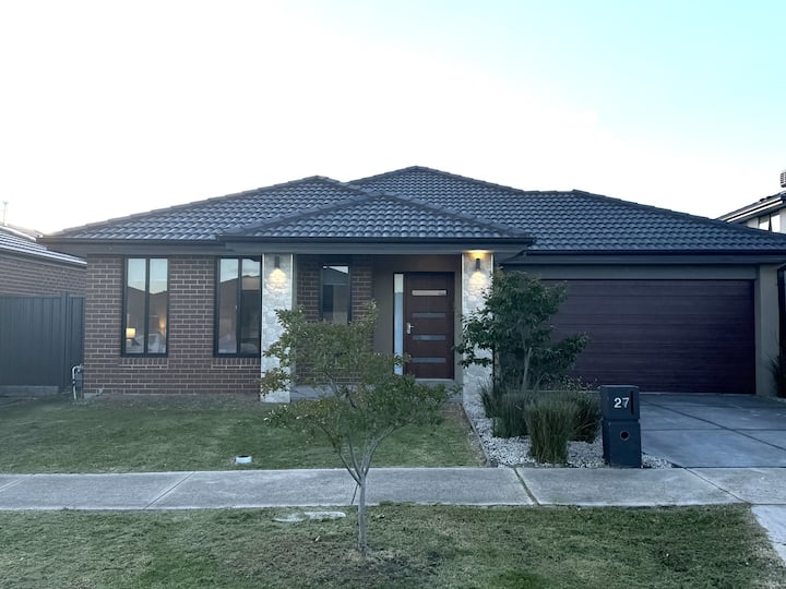 This Is Your Home Away From Home - ドニーブルック