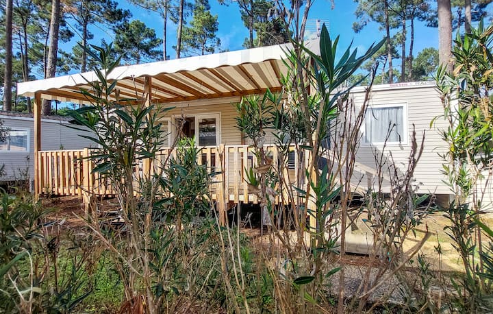 Nice (Sta)caravan In Saint-julien-en-born - Saint-Julien-en-Born