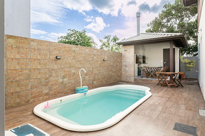 Casão No Campeche Com Piscina E Perto Da Praia - Florianópolis