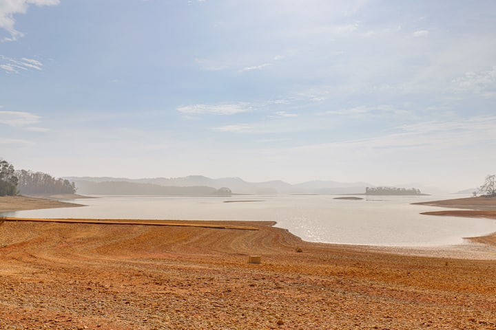 Boat, Fish & Relax: Home Near Lake Cherokee - Panther Creek State Park, Morristown