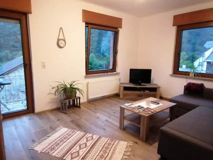 Ferienwohnung Kreuzblick Mit Balkon (Fewo Felten) - Trittenheim