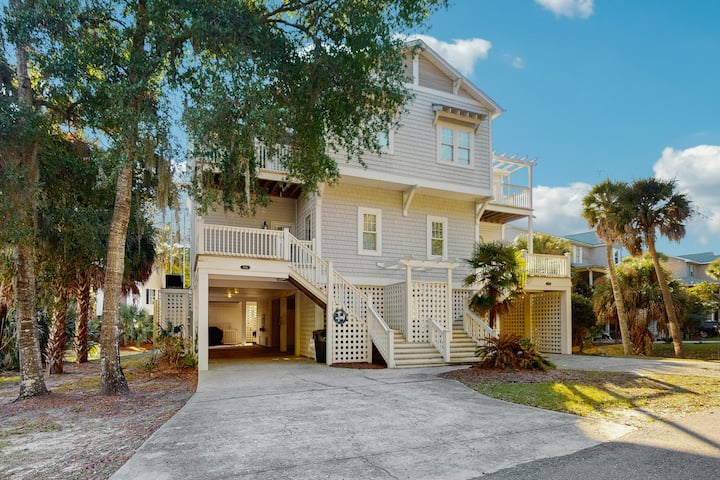 5 Br Home W/ Deck, W/d - Central Location - Edisto Beach, SC