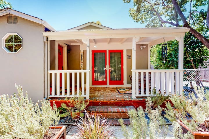 Dog-friendly 2br With Porch, Close To Everything - Corte Madera, CA