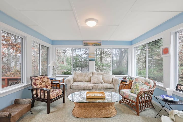 Hinckleys Pond Hideaway - Harwich, MA