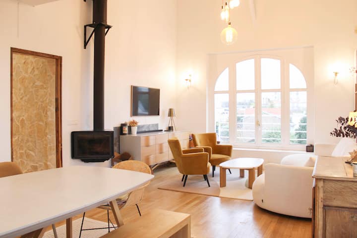 Séjour Spacieux à Suresnes, Idéal Pour Familles ! - Suresnes