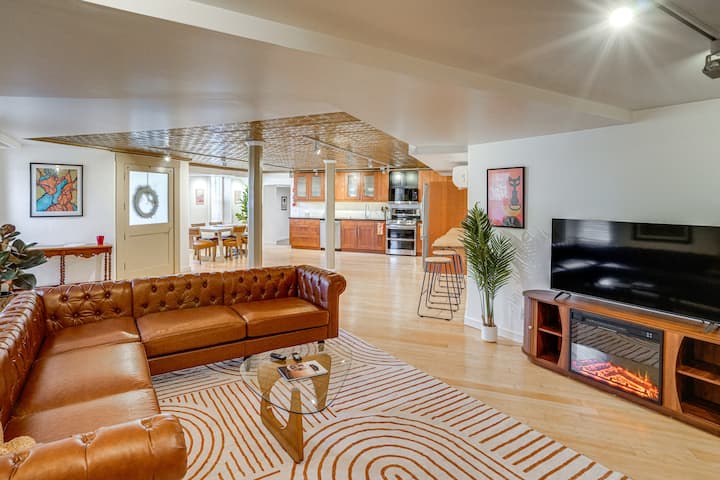 Walk To Athens Riverfront Park! Modern-retro Apt - Catskill, NY