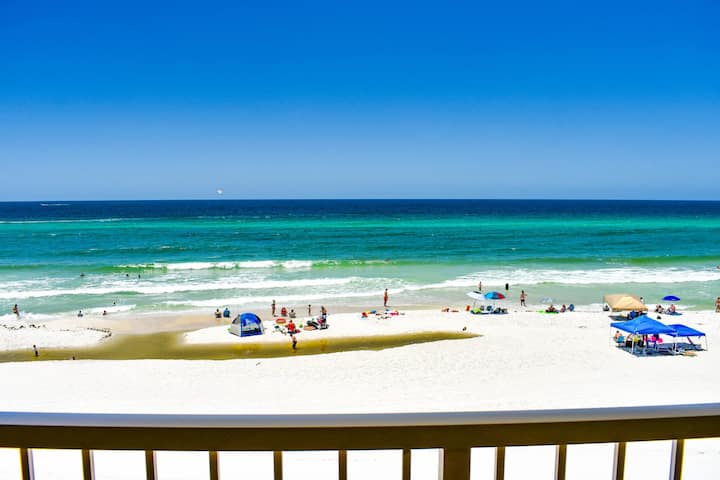 Right On The Beach! Pool Access | Sleeps 6 - Panama City Beach, FL