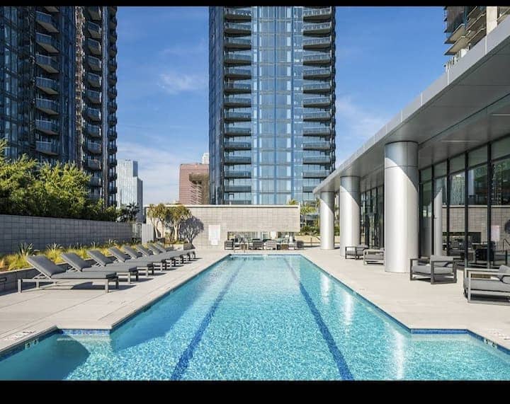 Snazzy 3br Apt Dtla With Pool & Spa - Los Angeles