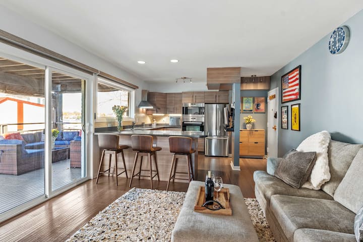 Waterfront Retreat On Spa Creek - Annapolis, MD