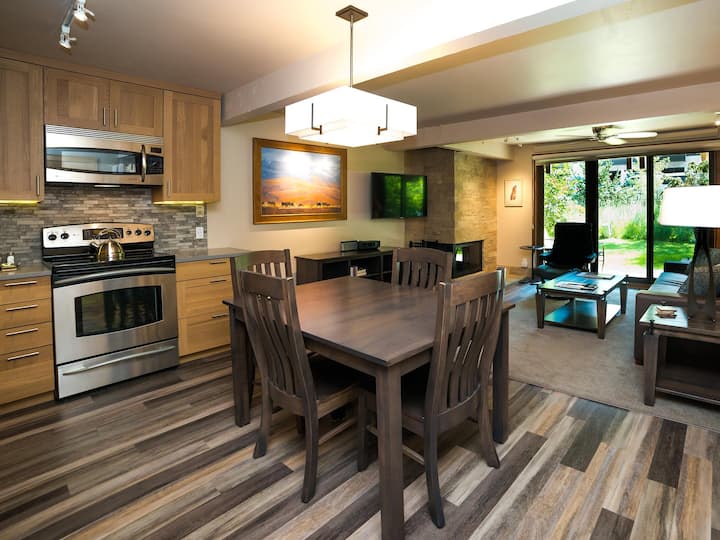 Lift One Condominiums - Unit 209 - Aspen, CO