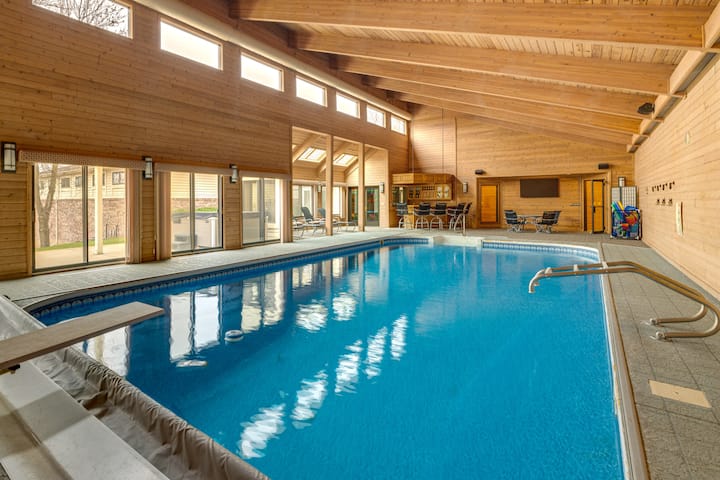 Courts, Pool & Game Room: Luxe Long Lake Estate! - Plymouth, MN