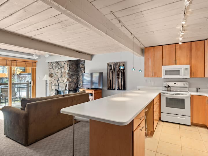 Lift One Condominiums - Unit 308 - Aspen, CO