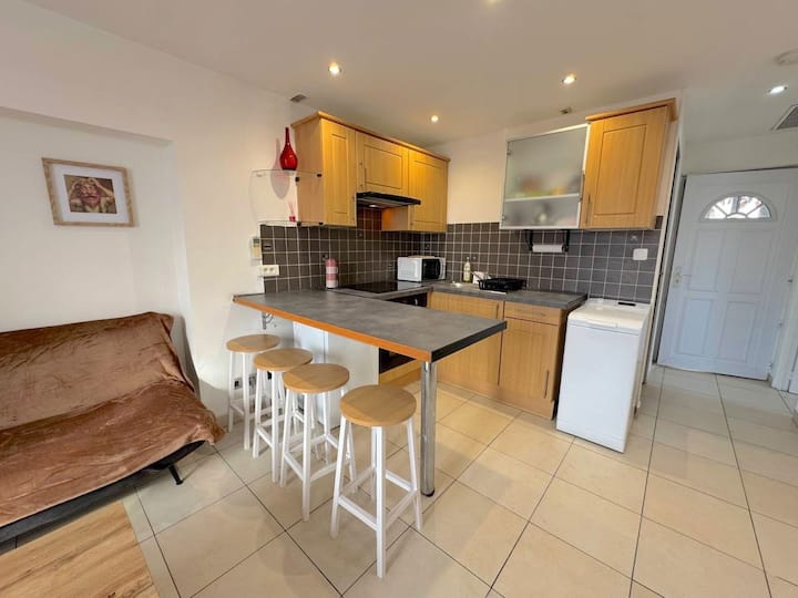 ⁂ Appartement Cosy 2 Chambres Ruelle Historique - Cagnes-sur-Mer